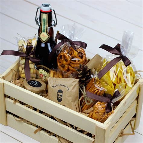 Пивной подарок | Groomsmen gifts unique, Diy gifts, Diy gift baskets