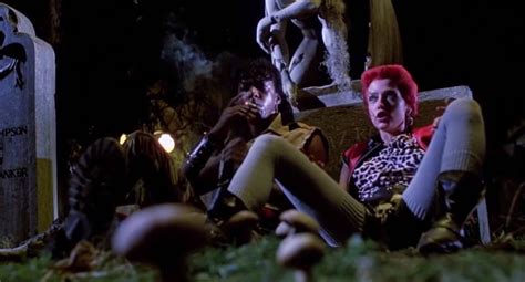 Linnea Quigley Return Of The Living Dead