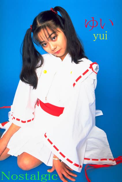 ゆい Nostalgic お菓子系アイドル着エロカタログ