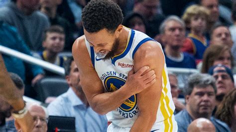 Stephen Curry Expresses Relief Shoulder Wont Need Surgery