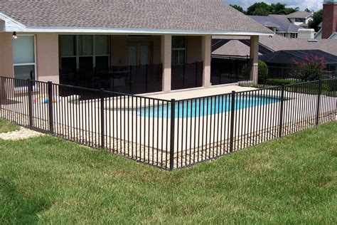 Aluminum Pool Fencing And Handrails