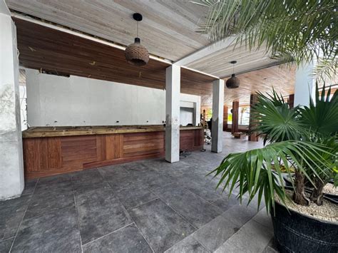 Heres What Joes Rum Hut Looks Like Now