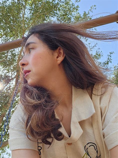 Chit 🌹ပိတ်လှောင်ကြသတဲ့လားချစ်ခြင်းမေတ္တာတွေဟာ လွတ်မြောက်ခြင်း ကိုဖ