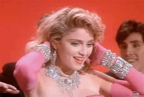 画像MVマドンナ現在の姿は今と昔を比較若い頃は美人だった ニャーワールド