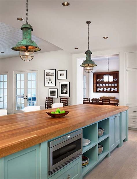 Beautifully Renovated Texan Farmhouse Captures The Imagination