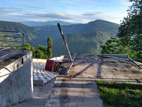 Hombre Termina Volcado En El Mirador De Huentitán