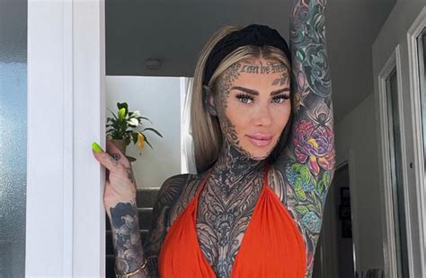 ‘most Tattooed Woman In The World With 99 8 Percent Of Body Covered
