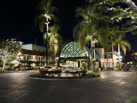 A Taste Of The Candy Cane Inn A Disneyland Good Neighbor Hotel