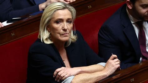 Marine Le Pen Nest Officiellement Plus Conseillère Départementale Du