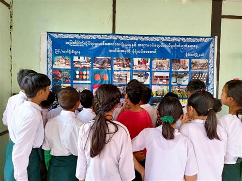 မိုင်းခတ်မြို့ လူထုအခြေပြုဗဟိုဌာန Community Centre ခန်းမတွင် လူငယ်အသိပညာ‌ပေးစာအုပ်စာစောင်နှင့