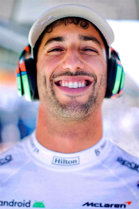 290 Idées De 𝐃𝐀𝐍𝐈𝐄𝐋 𝐑𝐈𝐂𝐂𝐈𝐀𝐑𝐃𝐎 En 2025 Formule1 Formule 1 Fond D