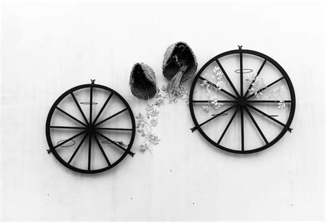 Premium Photo Cycle Shape Meant For A Bicycle On A White Background With A Broken Flower
