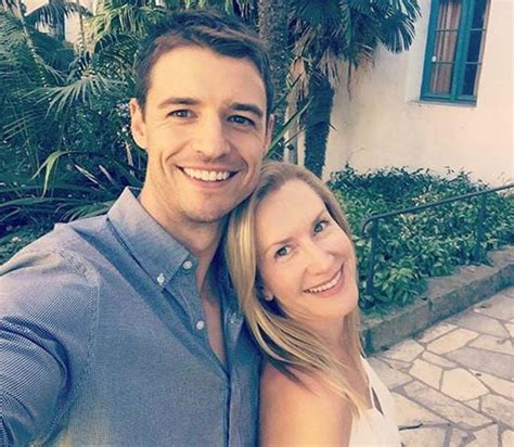 Angela Kinseys Husband Joshua Snyder Age And Wiki Biography First