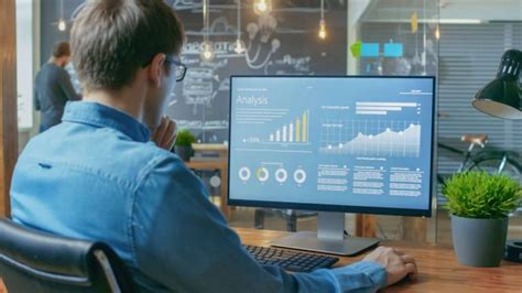 Devenir Analyste Financier 10 Compétences à Maîtriser