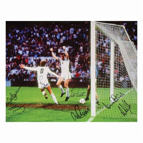 Aston Villa Signed 1982 European Cup Final Photo Signed By 7 All Star
