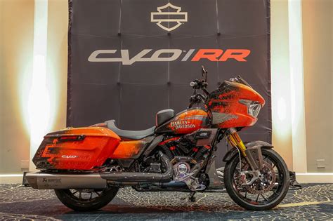 2025 Harley Davidson Cvo Road Glide Rr First Look Fast Facts