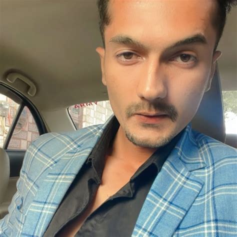 Mohit Dagar 🦁 Mohitdagar • Threads Say More