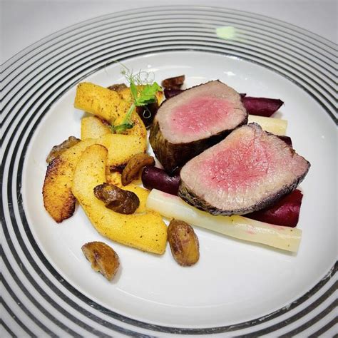 La Charrue Réserver Une Table Tables And Auberges De France