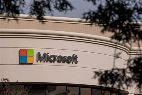 Microsoft Offers Fix For Year Change Bug On Exchange Emails Moneyweb