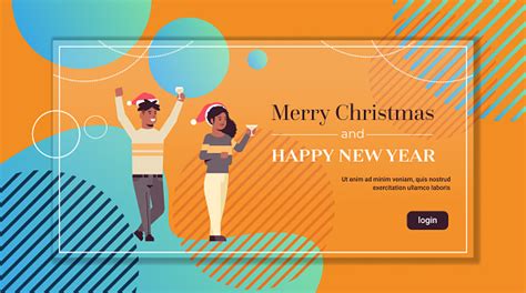 커플 마시는 샴페인 메리 크리스마스와 행복 한 새 해 휴일 축 하 파티 개념 아프리카 계 미국인 남자 여자 를 입고 산타 모자 플랫 전체 길이 수평 복사 공간 가공의 인물에