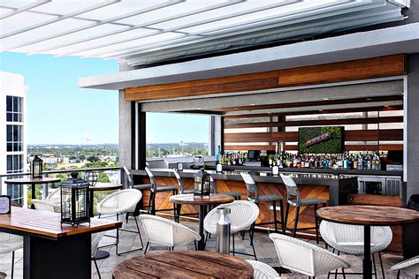 Muse Rooftop Bar And Lounge Great Locations