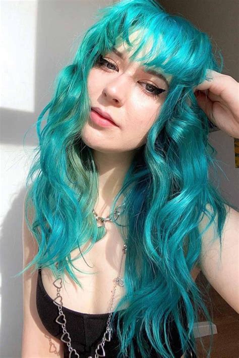 15 Emo Scene Hairstyles For A Throwback Hairaide