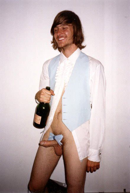 Macaulay Culkin Naked Cumception