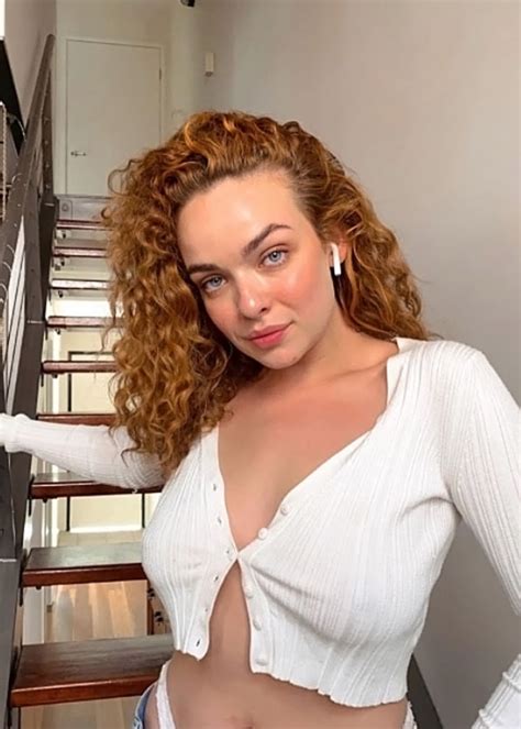 Abbie Chatfield Nude And Topless Leaked Pics And Sex Tape Porn