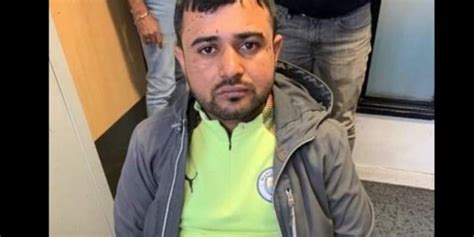 Charlie Hebdo Makeleio Gr