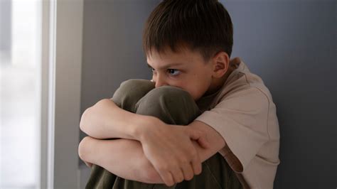 Things You Should Never Do to Your Introverted Child | Parents - Times Now