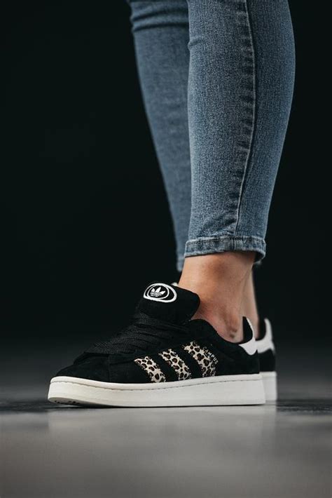 Жіночі кросівки адідас кампус Adidas Campus — ціна 2380 грн у каталозі Кросівки Купити жіночі