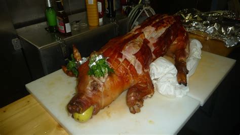 Junge Borsti Und Das Boot