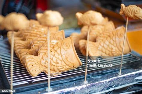 물고기 모양의 한국 소프트 서브에 대 한 와플 아이스크림 물고기에 대한 스톡 사진 및 기타 이미지 물고기 와플 원뿔 Istock