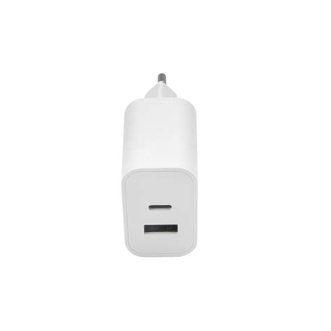 Maxlife MXTC 06 PD QC Charger 1x USB C 1x USB 20W White