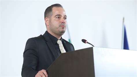 Министър Стоянов Заявени са пари за още 1200 гранични полицаи Nova