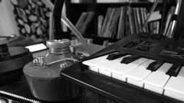 GF WORKS Talkbox Story Olli