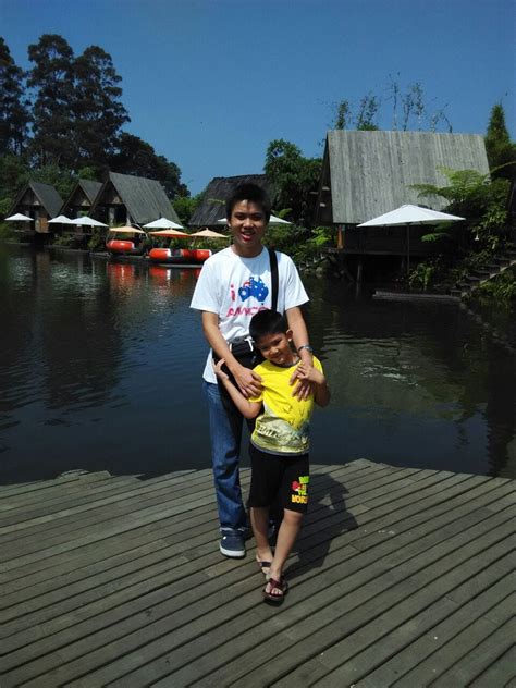 Kelvin Benzali Medium