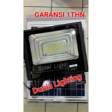 Jual Lampu Sorot Solar Led W Flood Light Tenaga Surya Watt Watt Shopee Indonesia