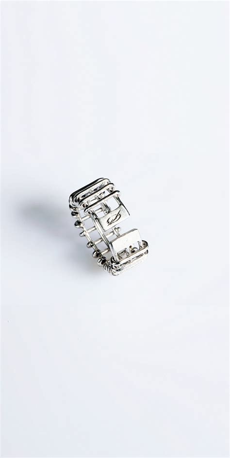 남자 목걸이브랜드 실버주얼리 반팔 민소매 디자이너 51퍼센트 Y2k패션 브랜드 추천 네이버 블로그