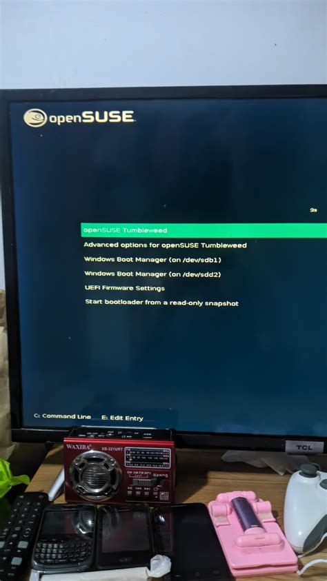 just did it dual booting opensuse and windows r linux