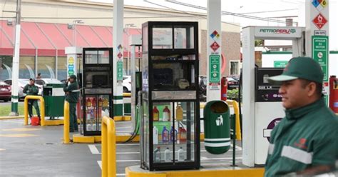 Falta De Abastecimiento De Glp Genera Colas En Lima E Ica Minem Adopta Medidas A Nivel Nacional