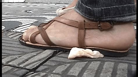 Real Street Candid Crush Sept 11 Flyers Crush