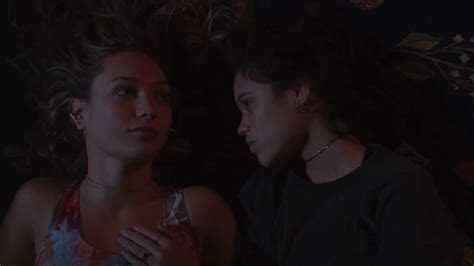 Jenna Ortega Kiss Scenes Ubrokeboiii70