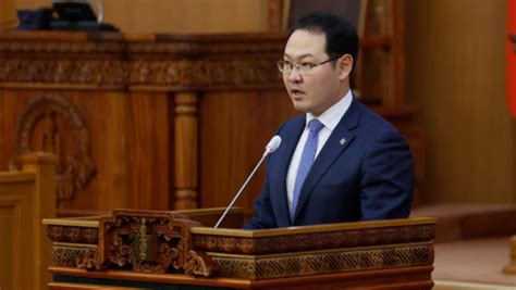 Э Батшугар гишүүний өргөн барьсан хуулийн төсөл батлагдсанаар ‘хар жагсаалт” байхгүй болно