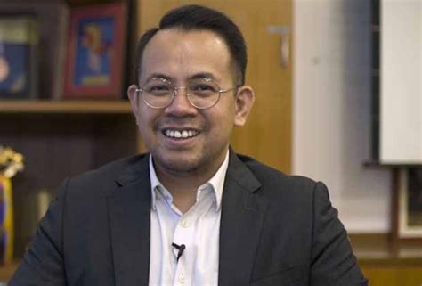 Cabinet Reshuffle Steven Sim Is New Hr Minister Sivakumar Dropped The Star