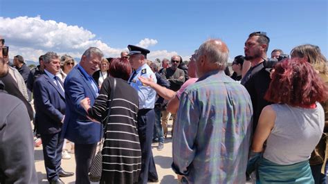 Συνελήφθησαν οι δράστες των βανδαλισμών στο νεκροταφείο των Εξαμιλίων Peloponnisosnews Online