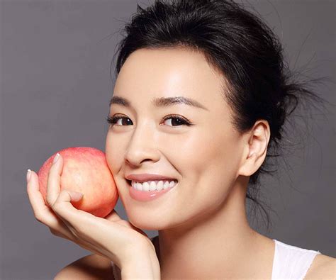 现59岁的林瑞阳，为何像个老奶奶？与相差10岁妻子像两代人 搜狐大视野 搜狐新闻