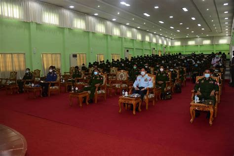 စစ်ဘက်ခေါင်းဆောင်များပီသစွာဖြင့် ရဲရင့်ပြတ်သားသည့်စိတ်ဓာတ်၊ ခေါင်းဆောင