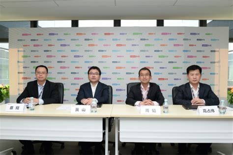 联想thinksystem服务器全新升级，释放效率红利，智领 全闪”时代 建筑vr网 Vr展厅 Vr全景 线上博物馆 企业展厅 展厅定制开发 3d展厅