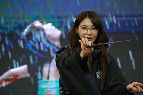 계란믕 On Twitter 230423 메이크스타 셀프 팬싸 후기5 저 강아지 머리띠 쓰고 활짝 웃으니 너무나도 강쥐 인걸 해리포터 옷 입더니 끝날때까지 해리포터